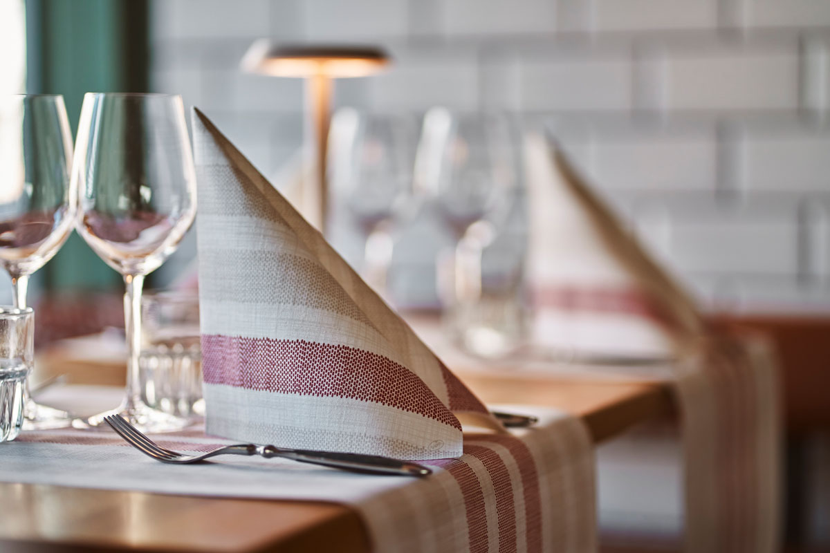 Tissue Napkin 40 x 40 cm Rigato Bordeaux 3-ply, 1000 pcs/box (4 x 250 ...